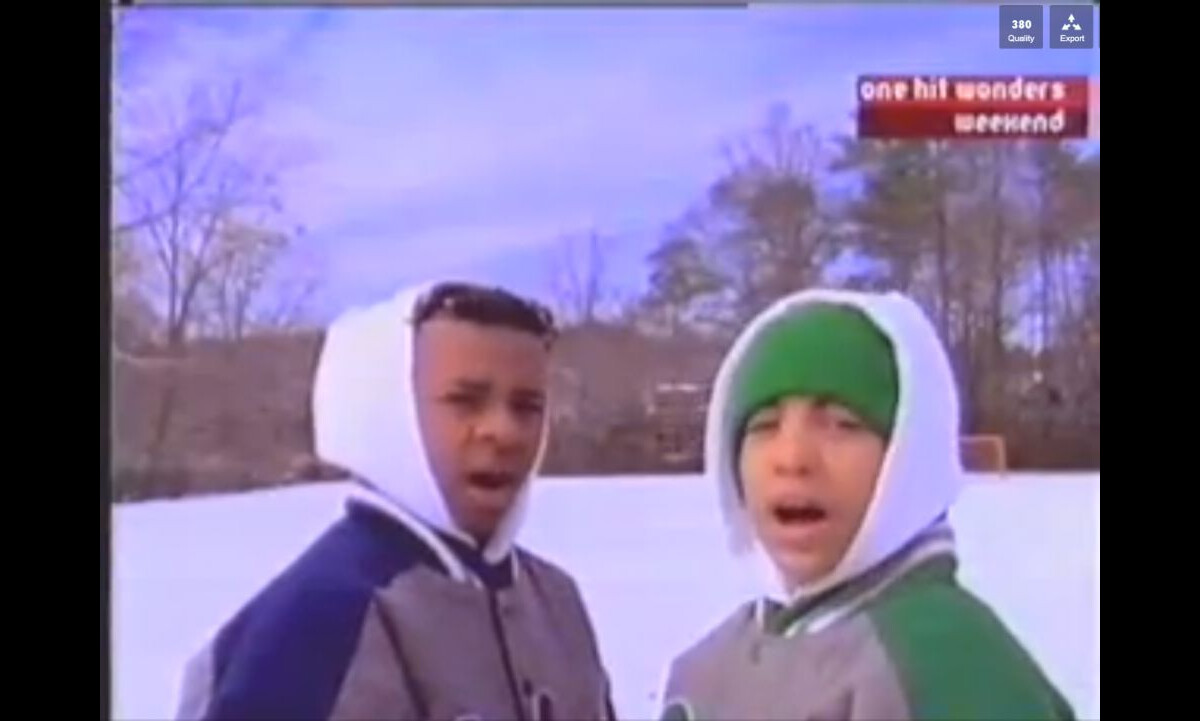 Photo : Extrait de Jump de Kris Kross - Purepeople