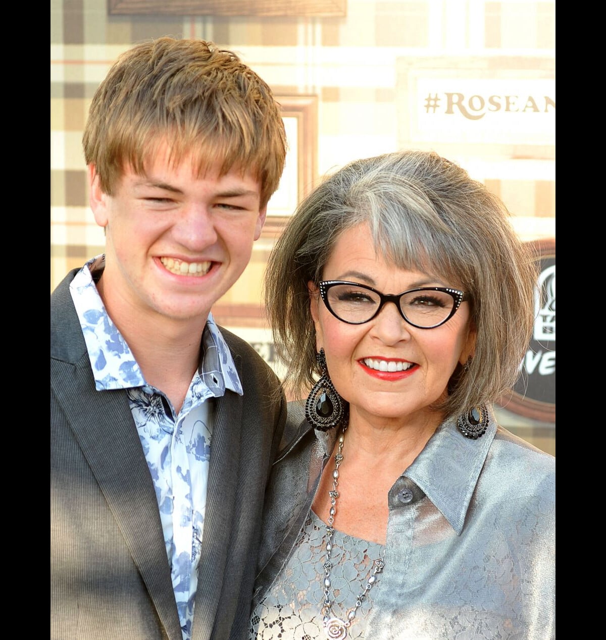 Vidéo : Roseanne Barr et son fils Ben Thomas à Los Angeles, le 4 août ...