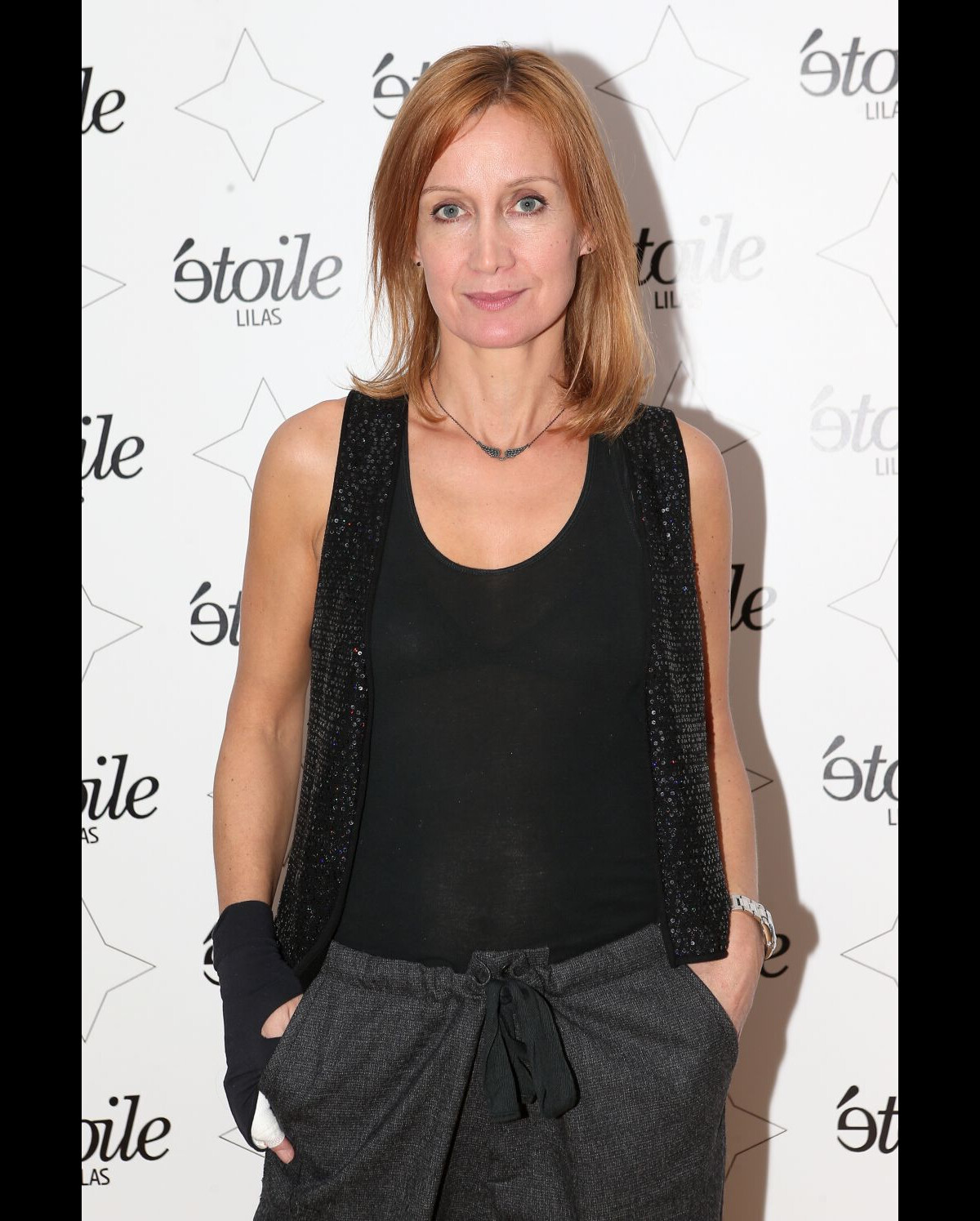 Photo : Catherine Marchal à l'avant-première du film Un p'tit gars de ...