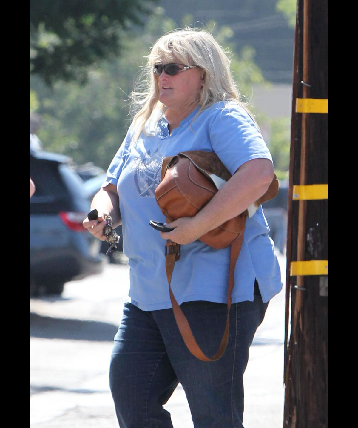 Photo : Exclusif - Debbie Rowe va déjeuner au restaurant avec une amie ...