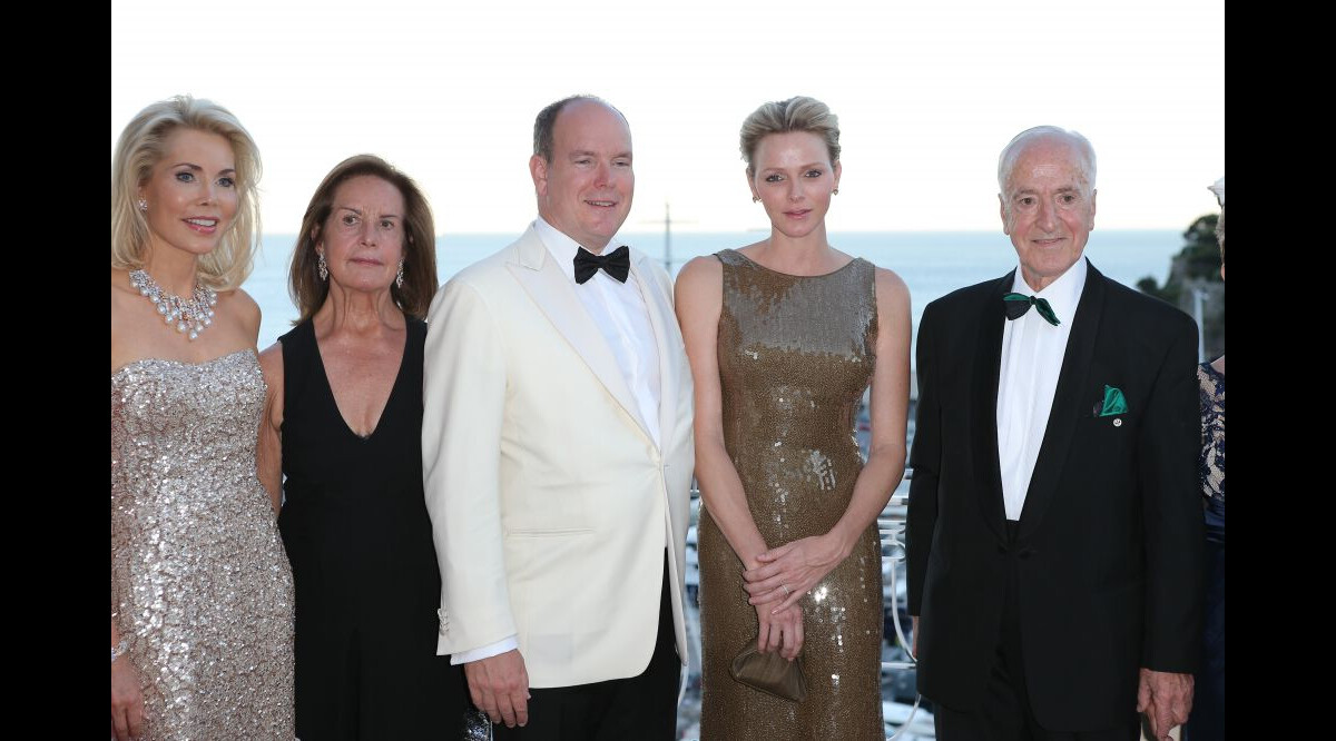 Photo : La begum Inaara, ex-épouse du prince Karim Aga Khan, avec le ...