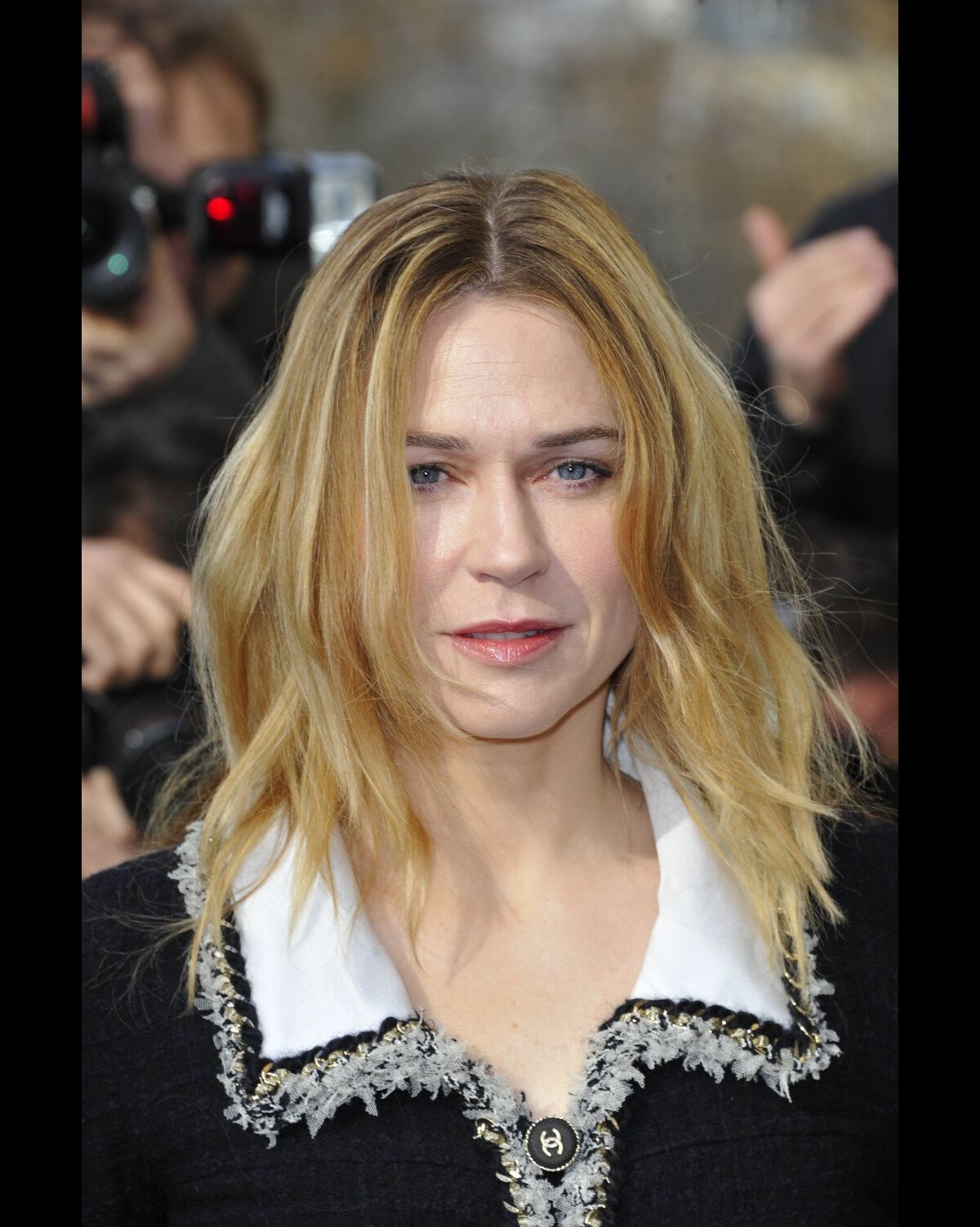 Photo : Marie-Josée Croze à Paris, le 5 mars 2013. - Purepeople