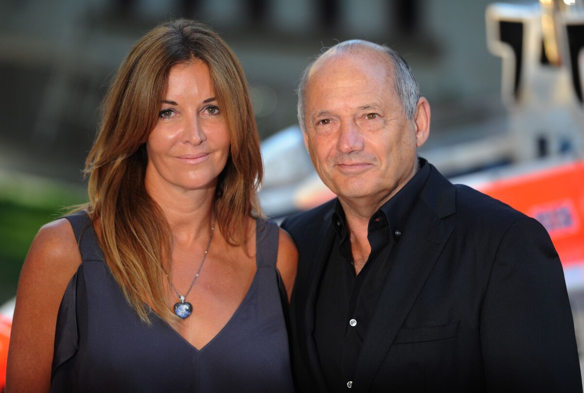 Photo : Ron Dennis et Lisa Dennis lors de l'avant-première de Rush à ...