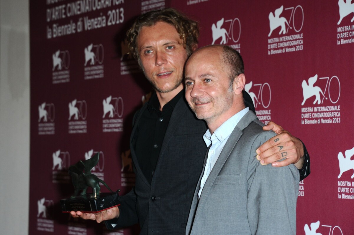 Photo : Amiel Courtin-Wilson et Michael Cody à la 70e Mostra de Venise ...