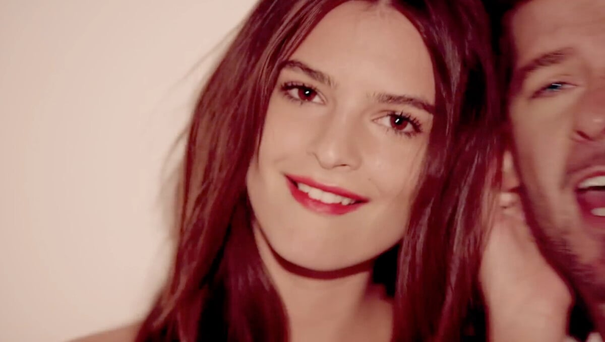 Photo : Emily Ratajkowski dans Blurred Lines de Robin Thicke - Purepeople
