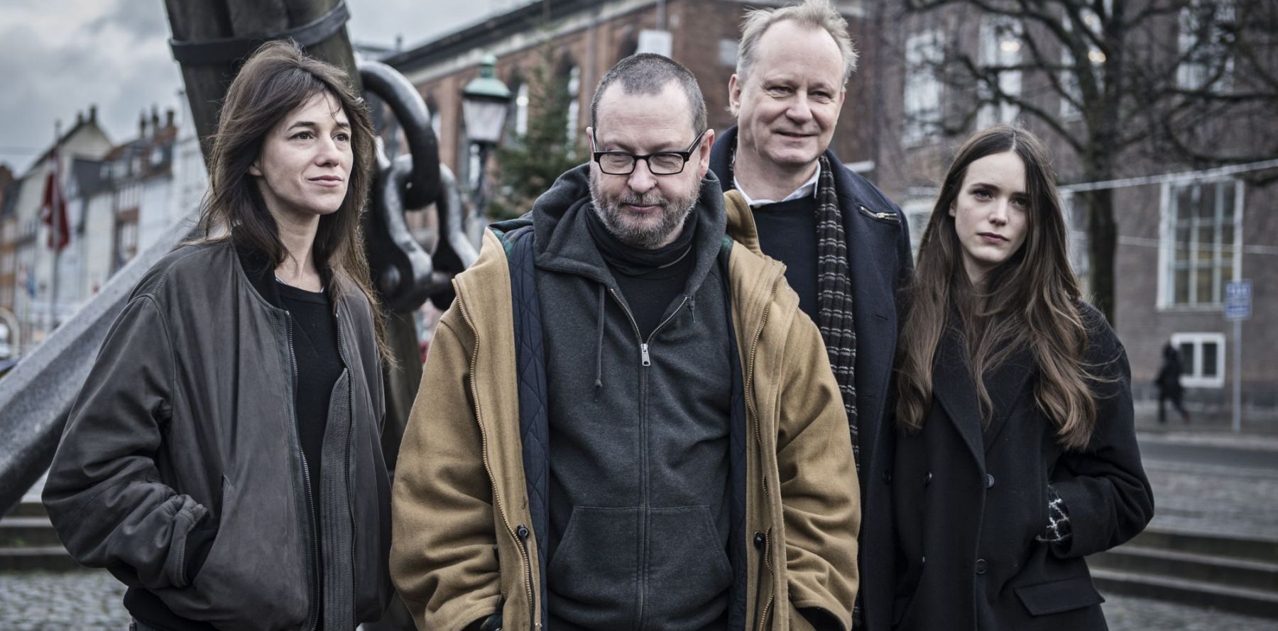 Charlotte Gainsbourg : Naturelle au vent face à Lars von Trier et Stacy ...