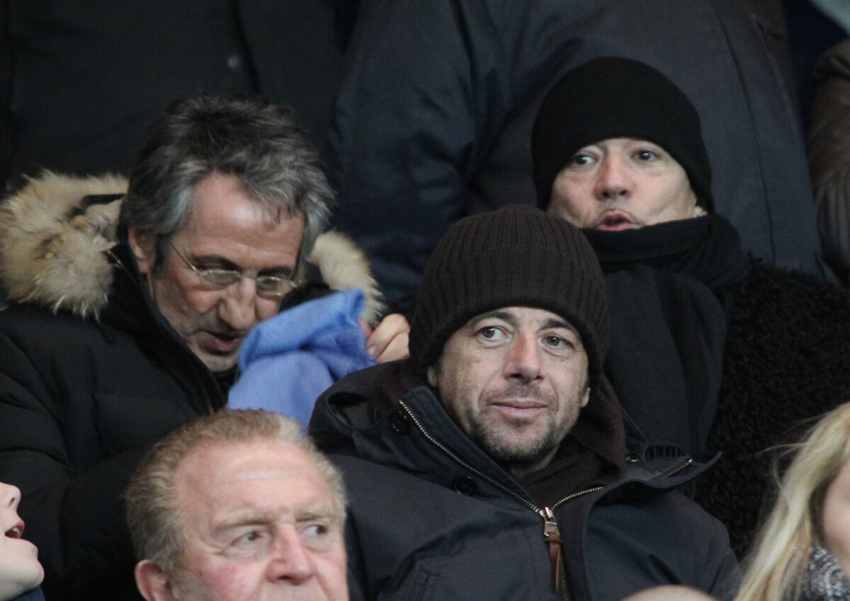 Photo : Richard Anconina, Pascal Obispo et Patrick Bruel lors du match ...
