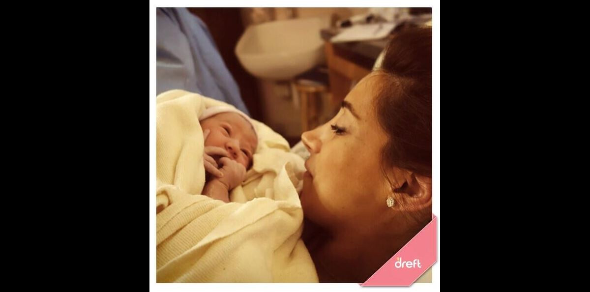 Photo : La marque Dreft a posté un cliché de Danielle et de son bébé ...