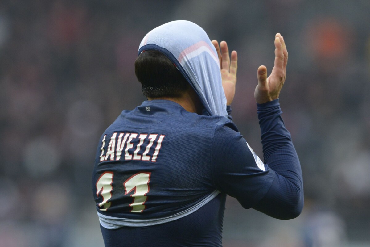 Photo : Ezequiel Lavezzi lors du match entre Reims et le Paris Saint ...