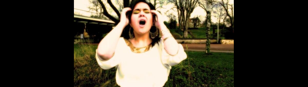 Photo : Magalie Vaé dans le clip de son nouveau single intitulé ...