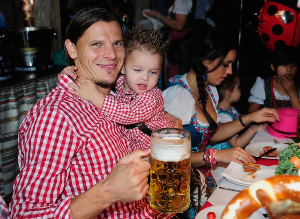 Photo : Daniel Van Buyten avec ses enfants et sa compagne Céline à ...
