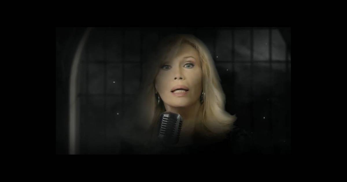 Amanda Lear : Chic et sobre pour le clip de ''What Now My Love ...