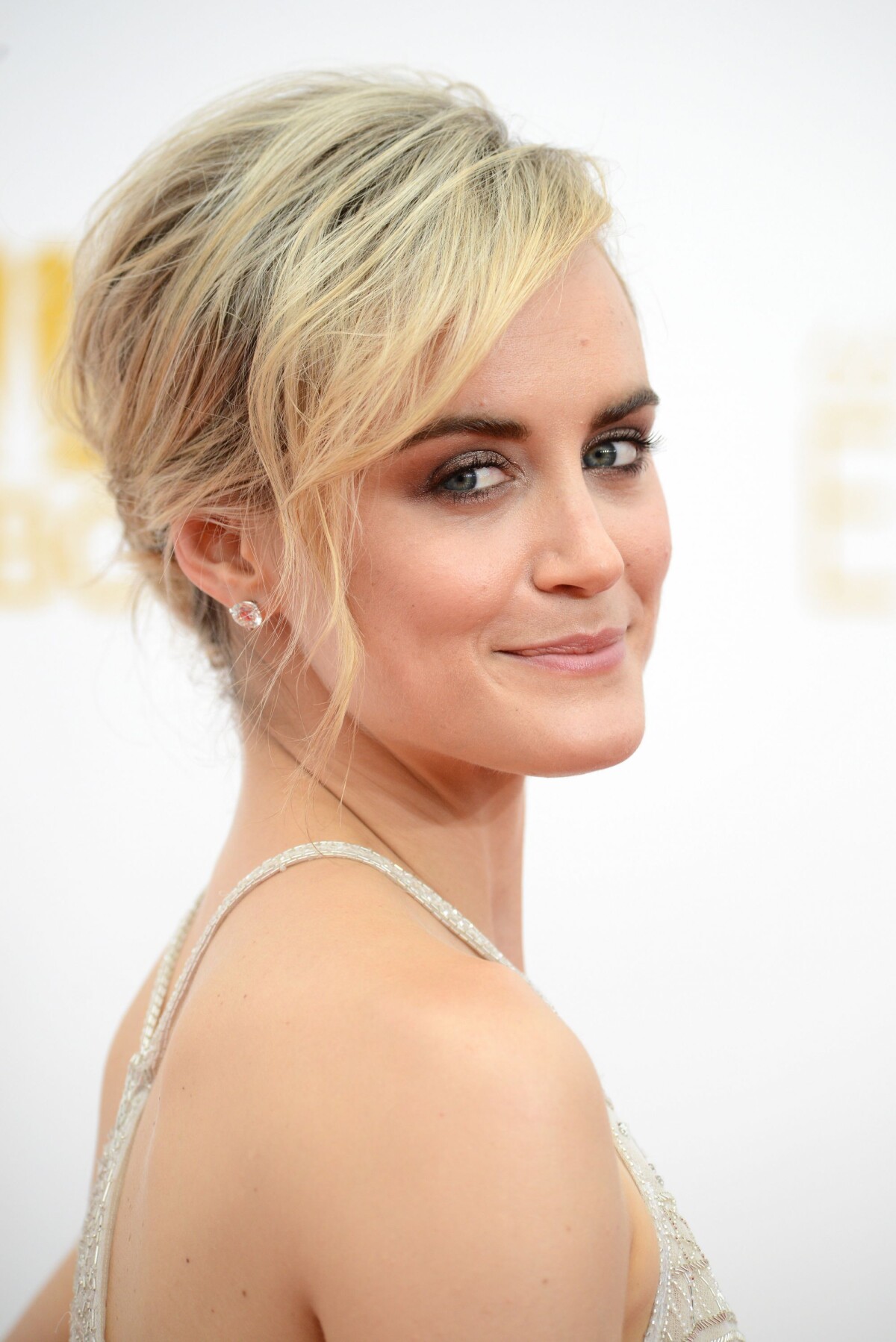 Photo : Taylor Schilling assiste à la 66ème édition des Emmy Awards au ...