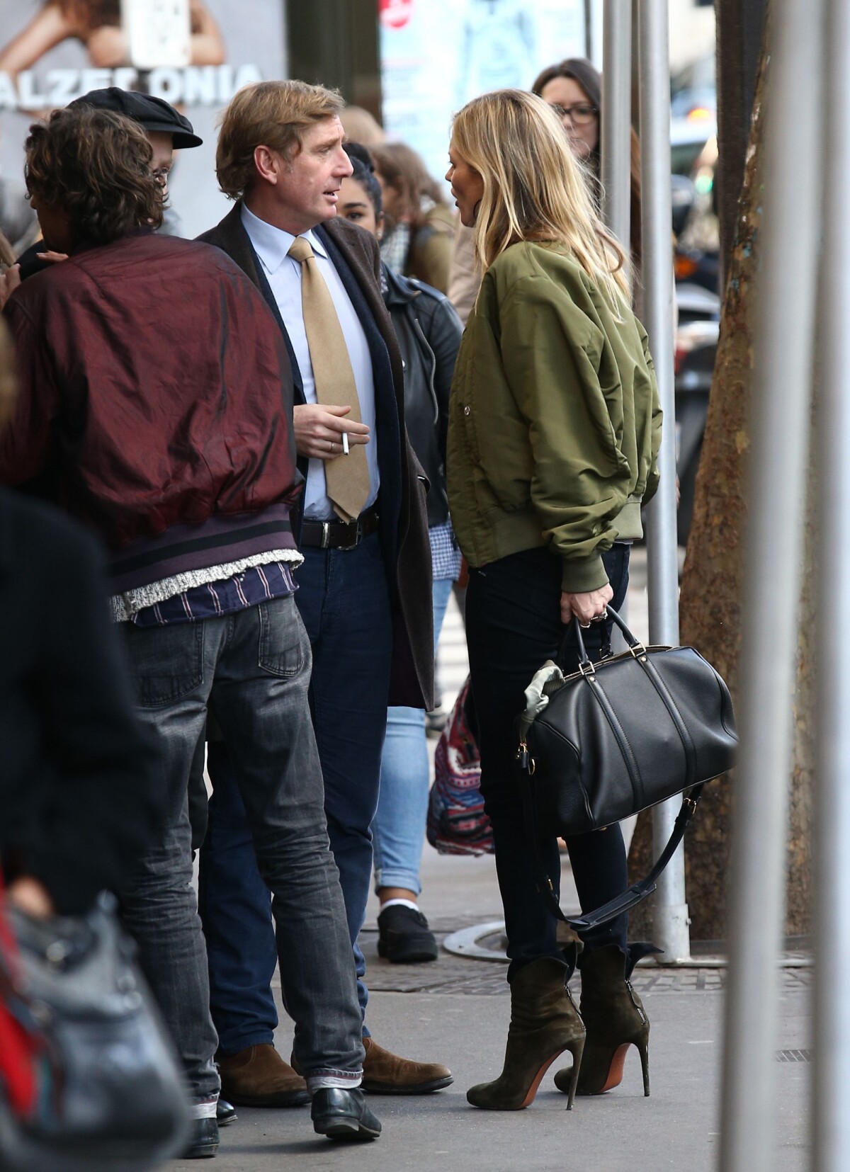 Photo : Kate Moss et des amis dans le quartier de Saint-Germain des ...