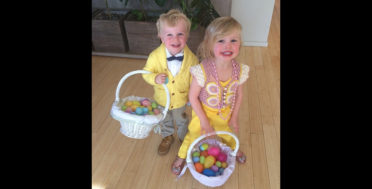 Photo : Gideon et Harper, les jumeaux de Neil Patrick Harris et David ...
