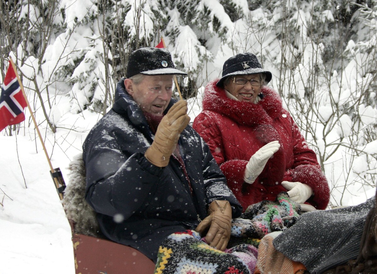 Photo : Johan Martin Ferner et son épouse la princesse Astrid, Mme ...