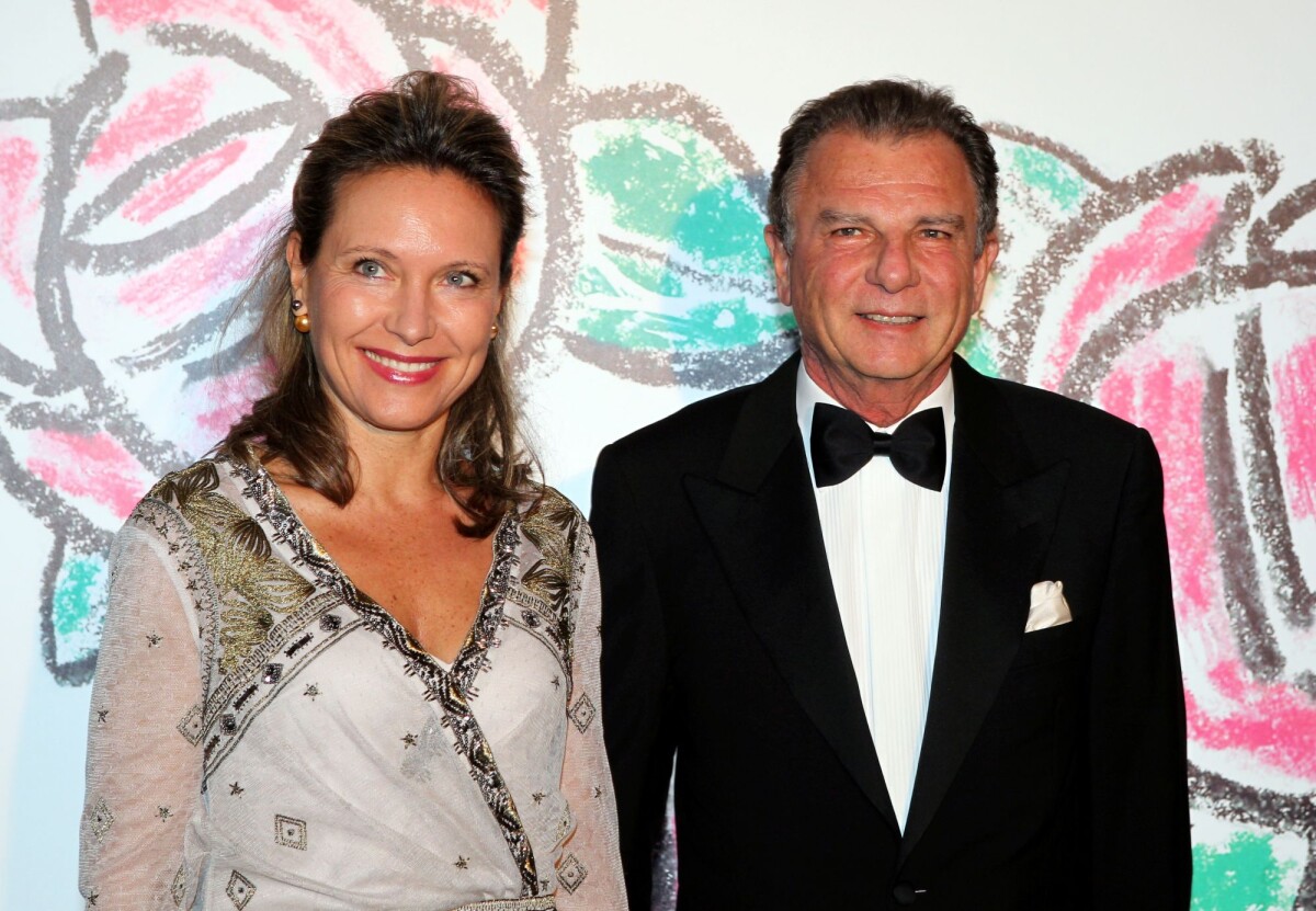 Photo : Michel et Nancy Dotta lors du Bal de la Rose qui se tenait au ...