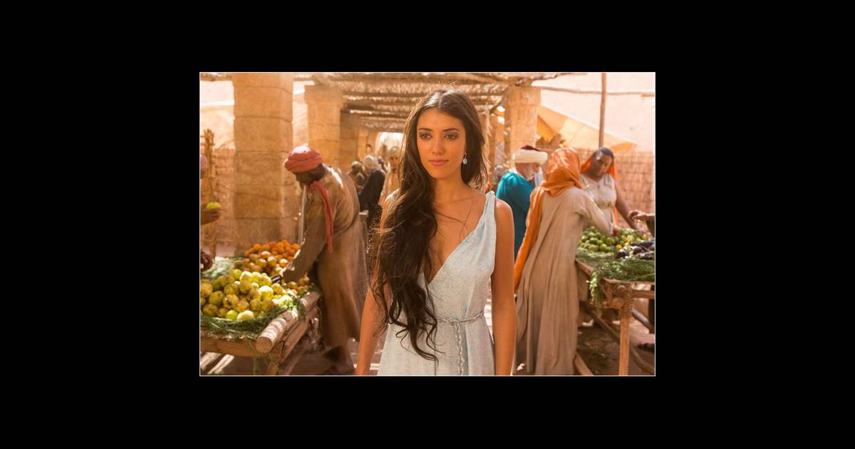 Vanessa Guide dans Les Nouvelles aventures d'Aladin. - Purepeople