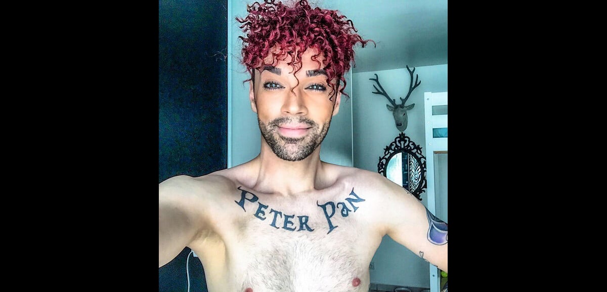 Photo : Bruno Moneroe dévoilé sa nouvelle et étonnante coupe de cheveux. Juillet 2015. - Purepeople