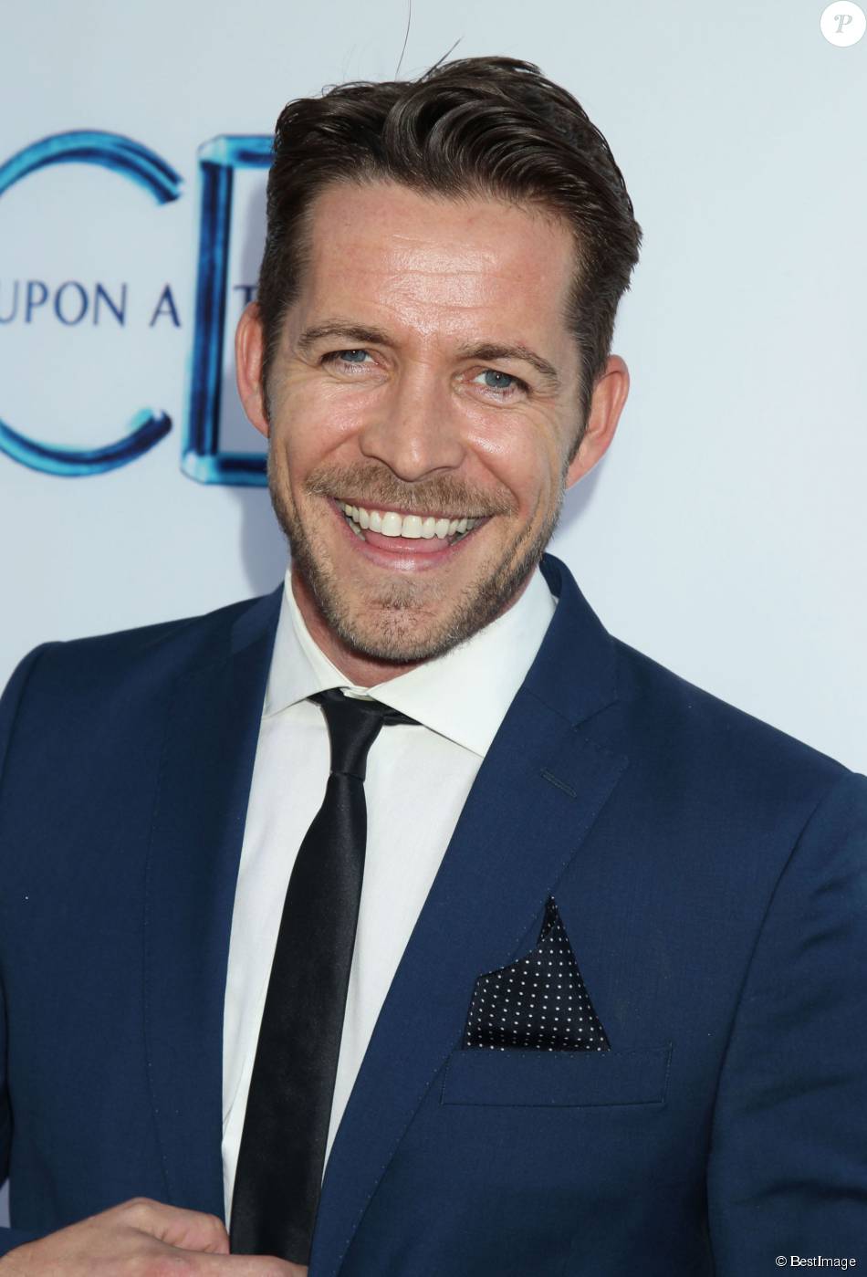 Sean Maguire à la première de la saison 4 de Once Upon A Time à ...