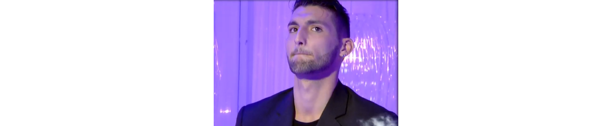 Photo : Tony dans le sas, dans Secret Story 9 l'hebdo, le vendredi 4 ...