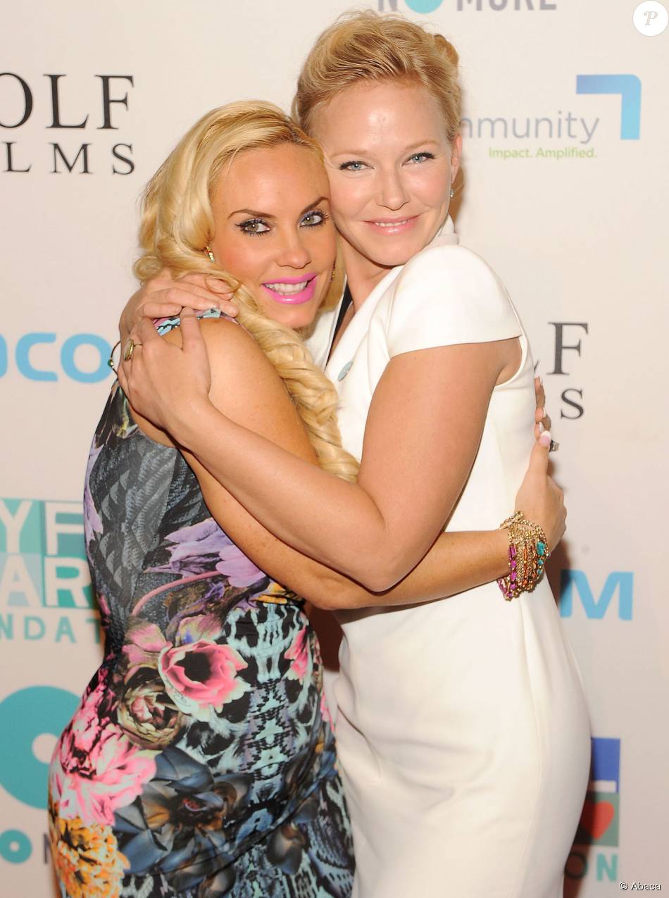Kelli Giddish et Coco Austin, l'épouse d'Ice-T lors du gala de la ...