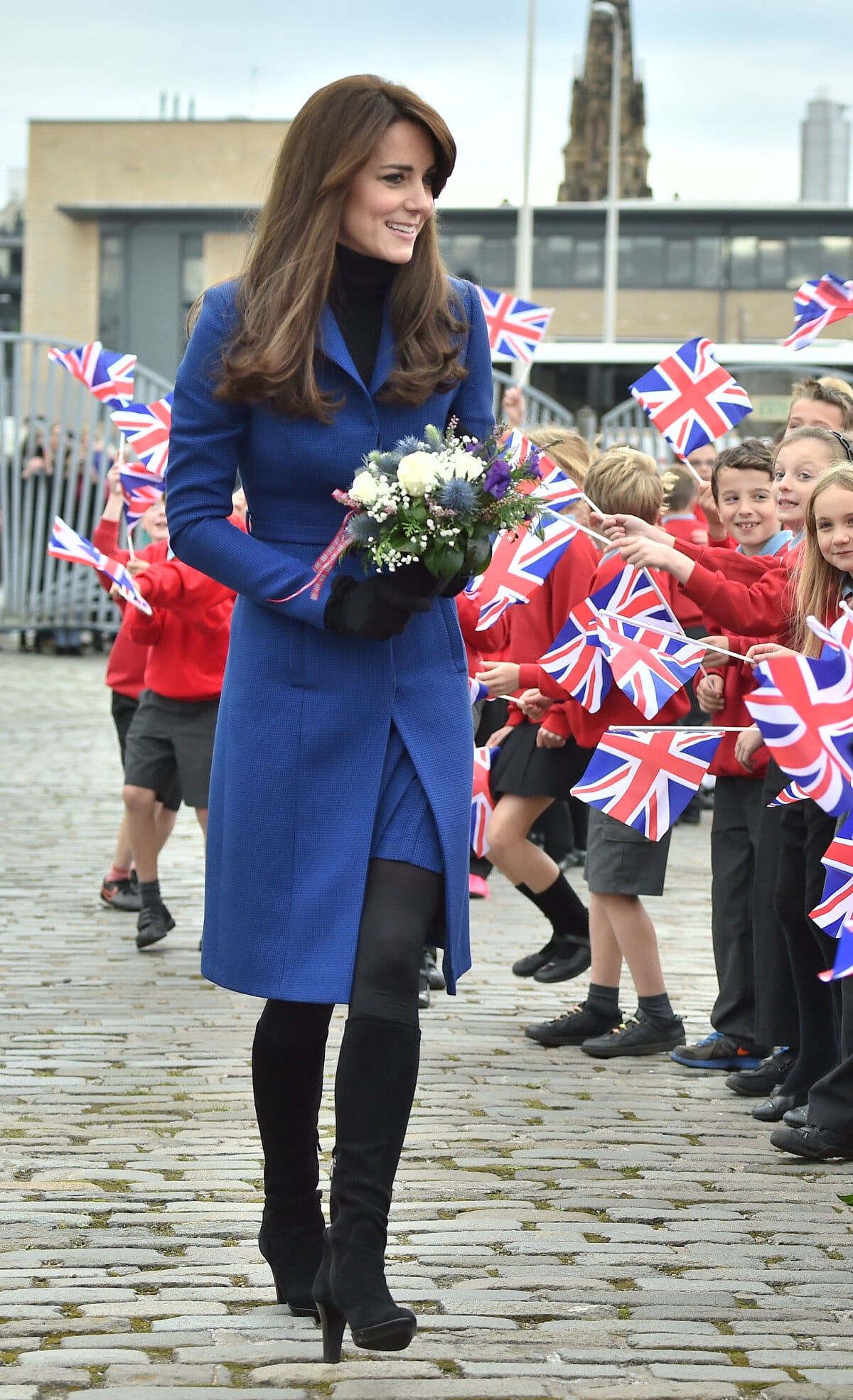 Photo : Bain de foule et découverte du Discovery... Kate Middleton et ...