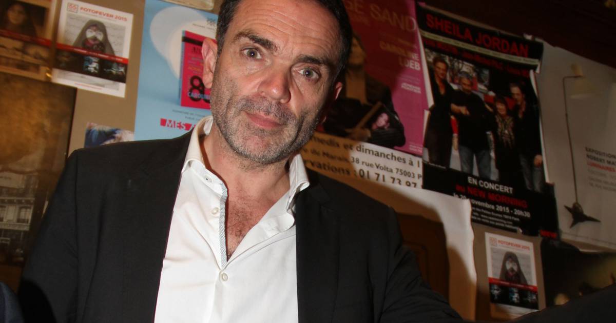 Yann Moix - lors de la remise du Prix de Flore au café Flore à Paris ...