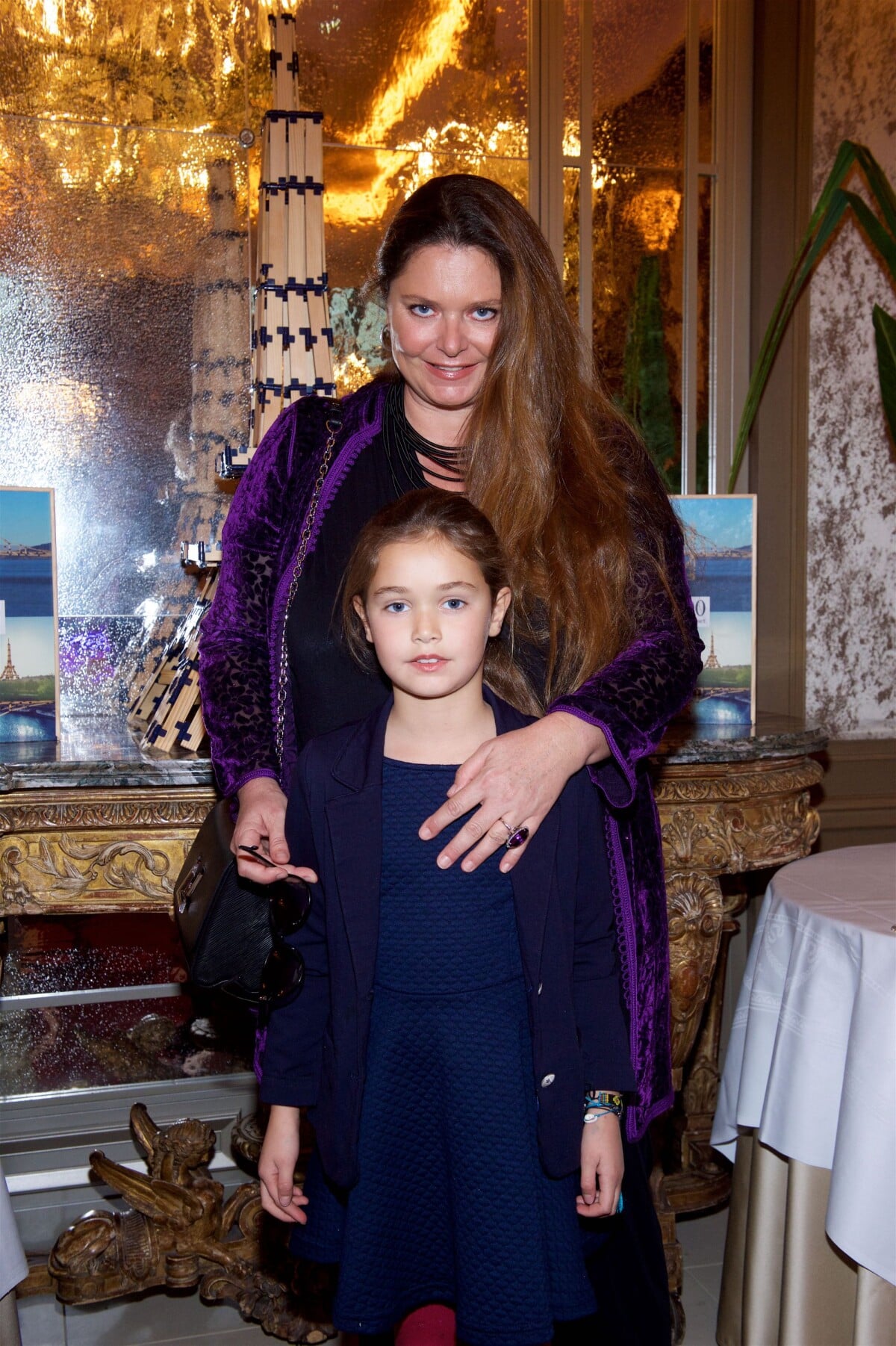 Photo : Exclusif - La femme de Daniel Rudnicki et sa fille Ariane, au ...