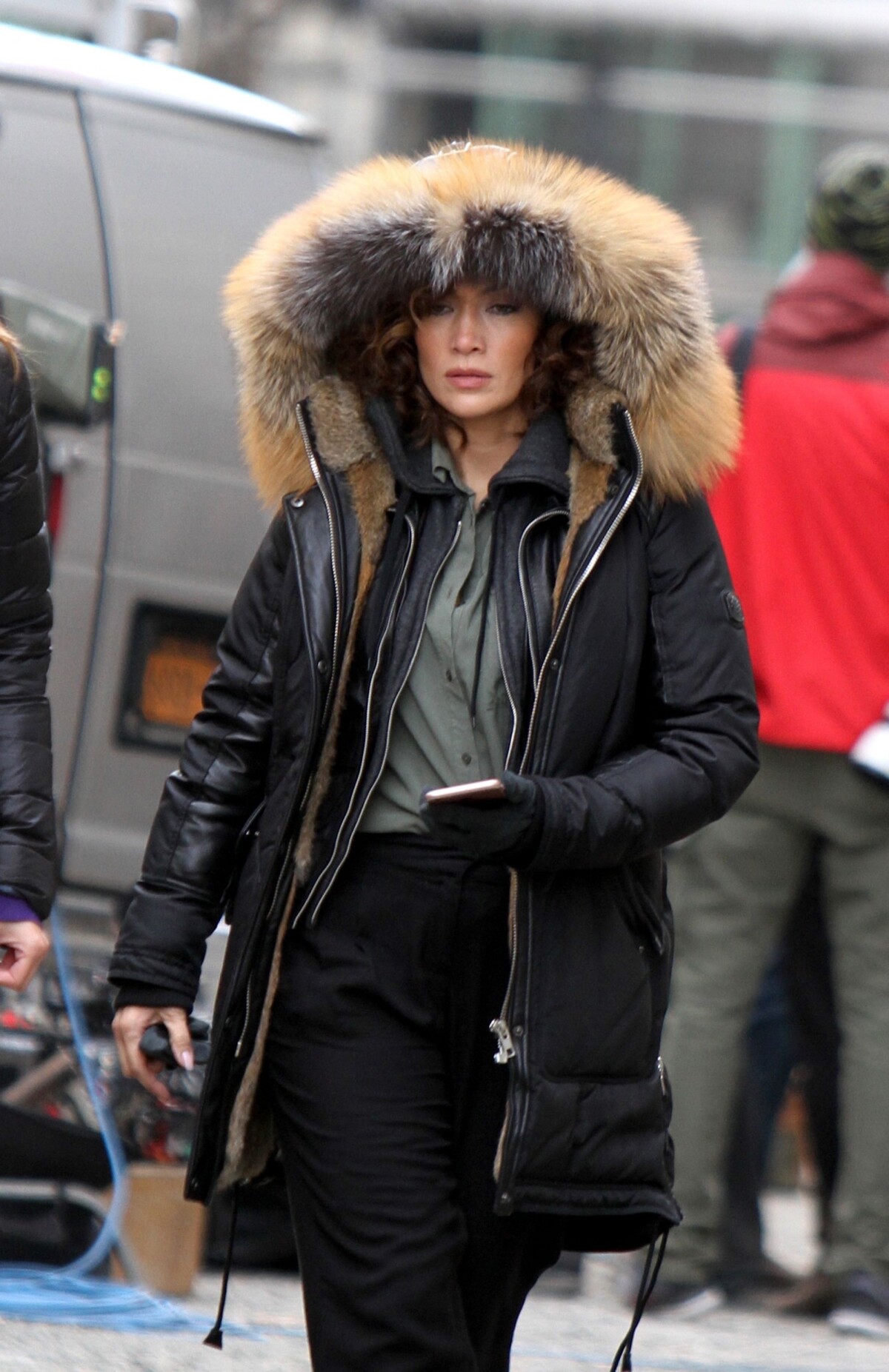 Photo : Jennifer Lopez tourne une scène d'échange de tirs pour la série ...