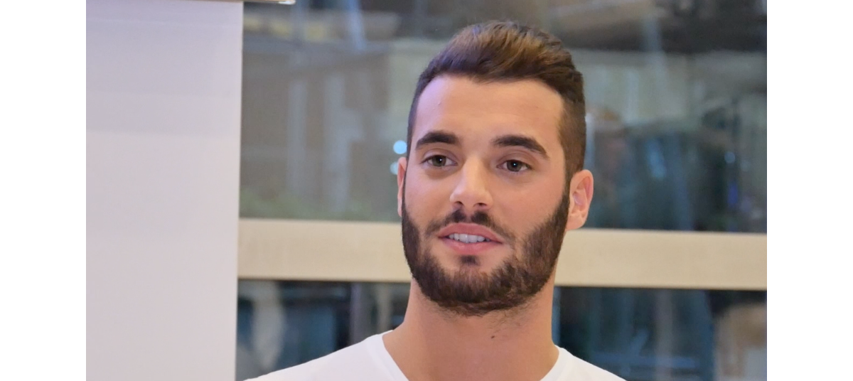 Photo : Loic de Secret Story 9 en interview pour Purepeople. Fin 2015 ...