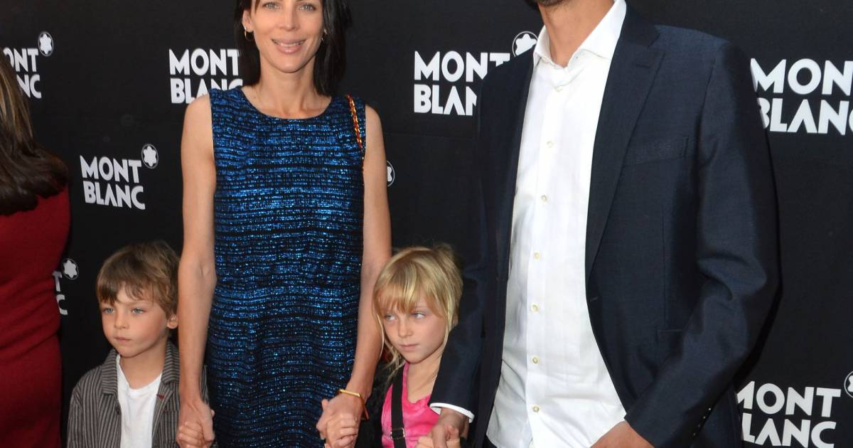 Rupert Sanders, sa femm Liberty Ross et leurs deux enfants lors du ...