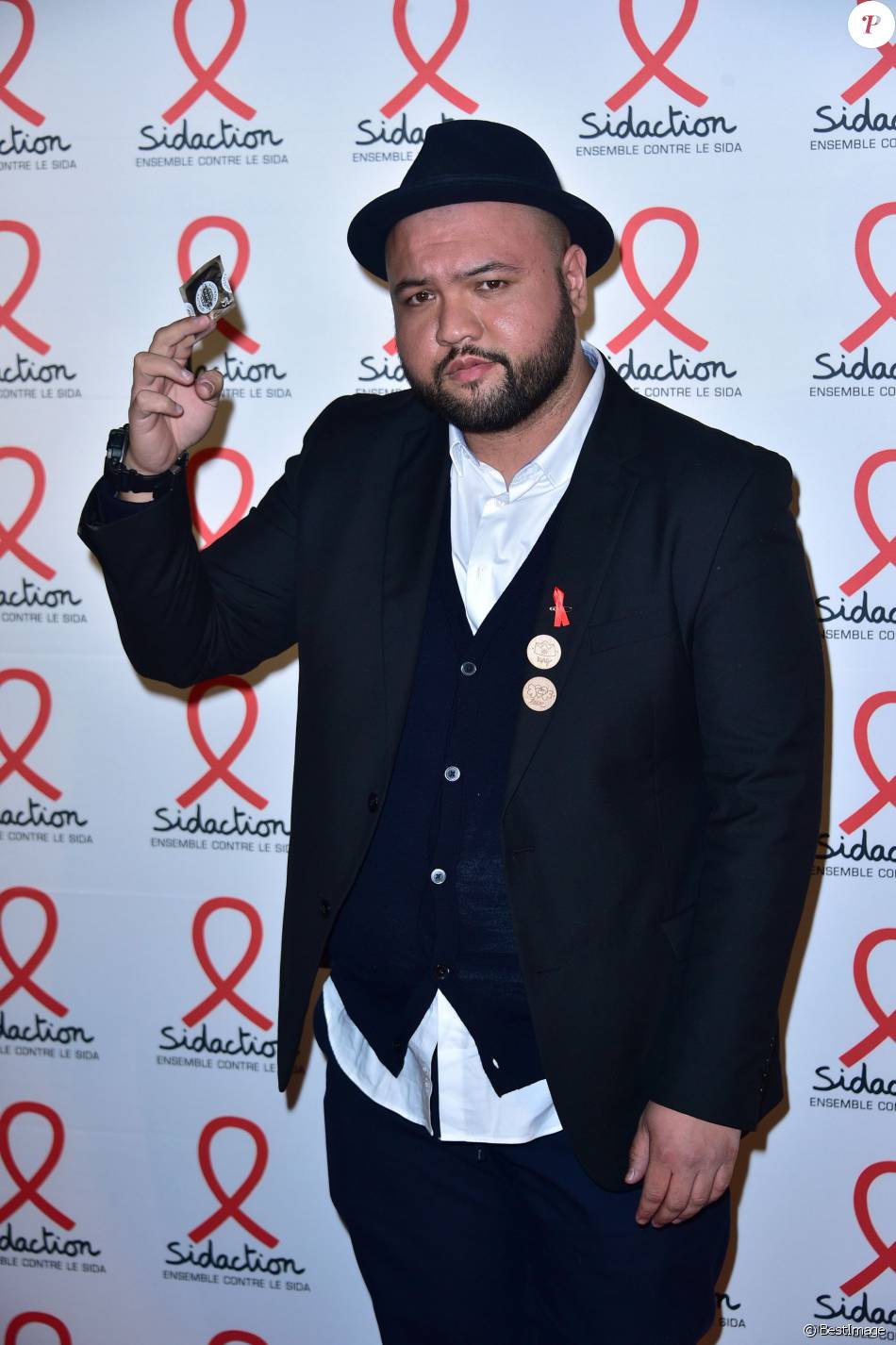Raphäl Yem à la Soirée de lancement du Sidaction 2016 au Musée du Quai ...