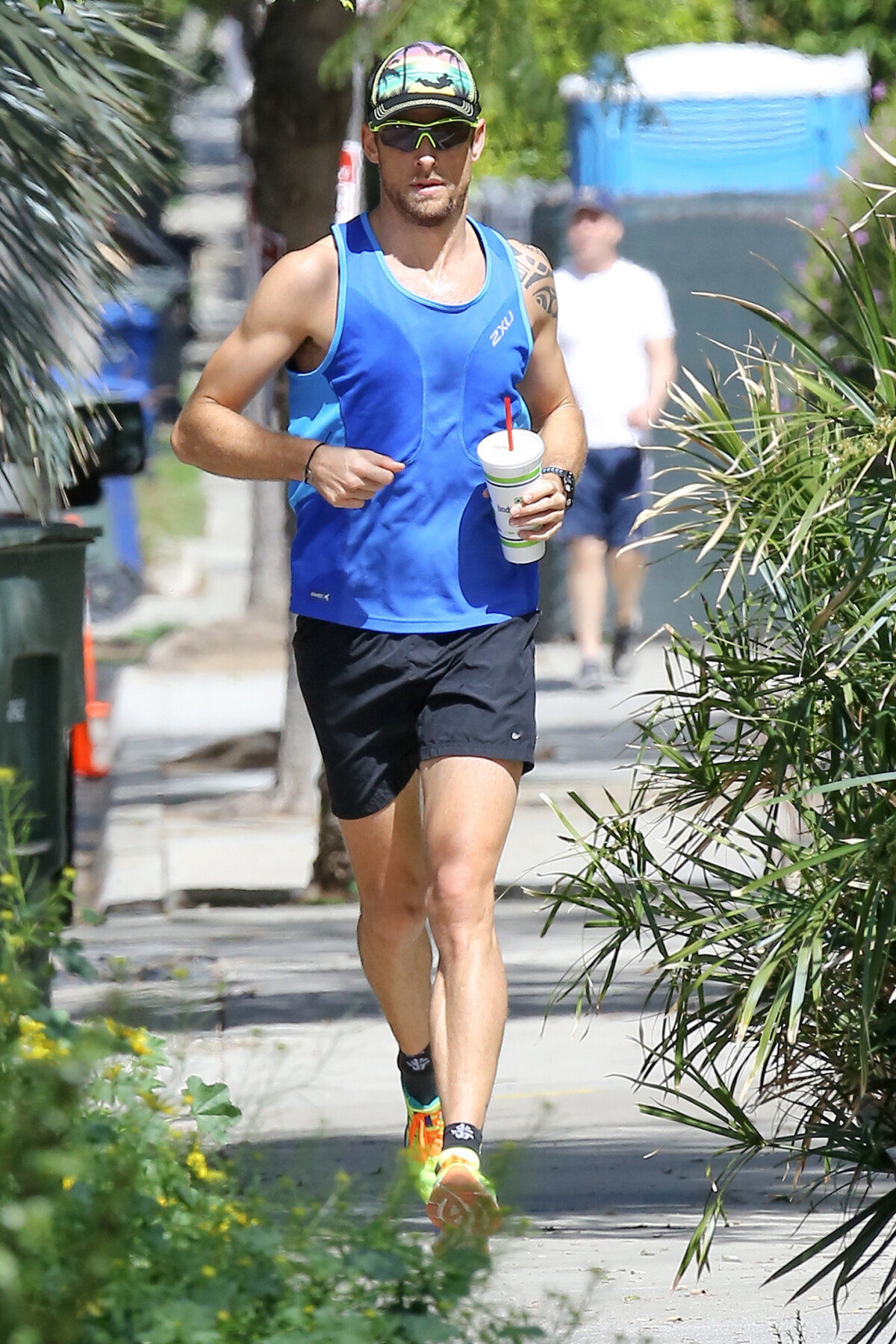 Photo : Jenson Button court dans son quartier de Venice Beach à Los ...