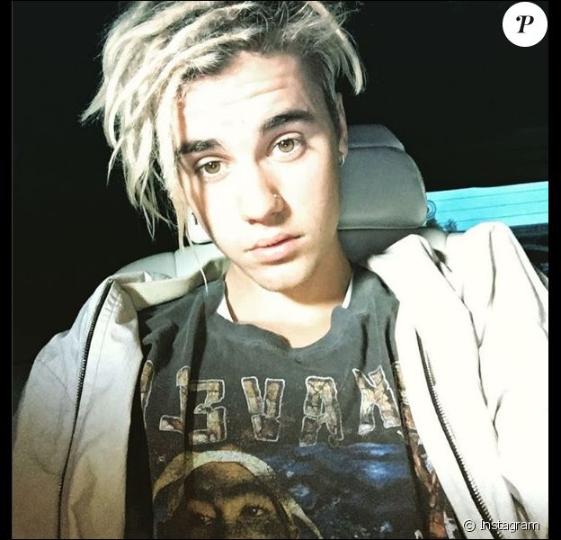 Justin Bieber, fier de ses abdos : Moqué par ses fans, il refait tomber ...