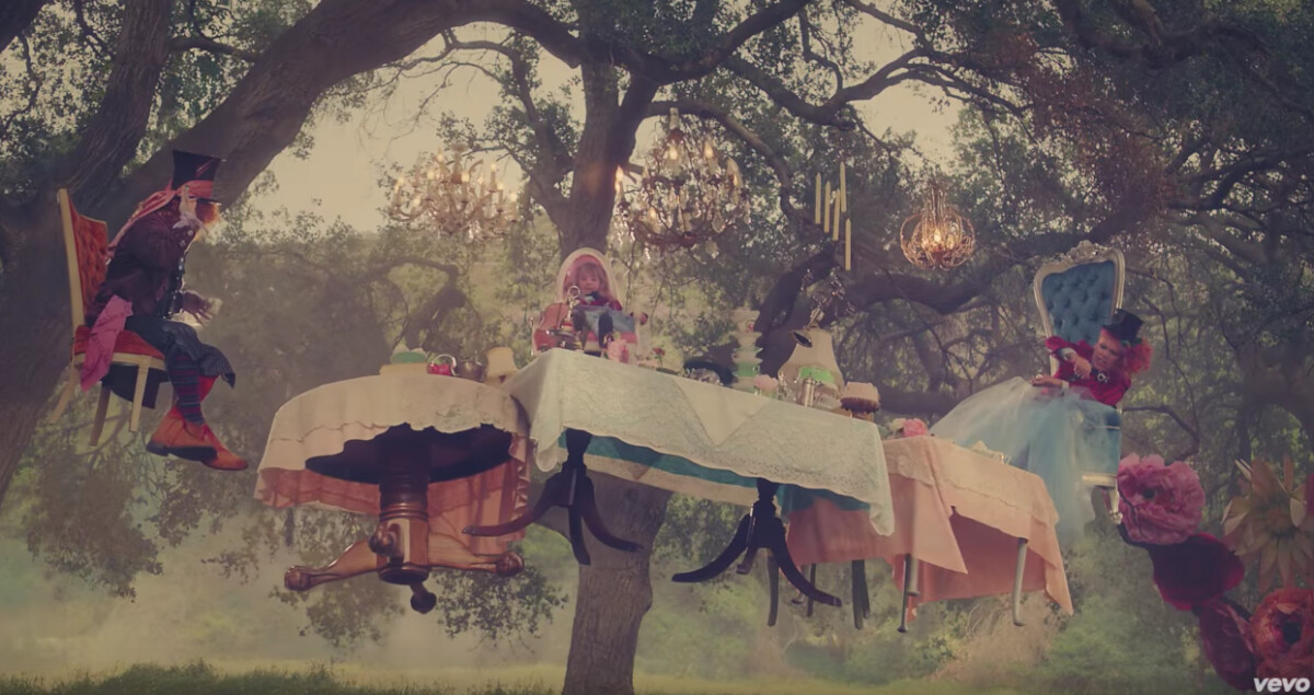 Vidéo : Pink invite son mari Carey Hart et leur fille Willow dans son ...