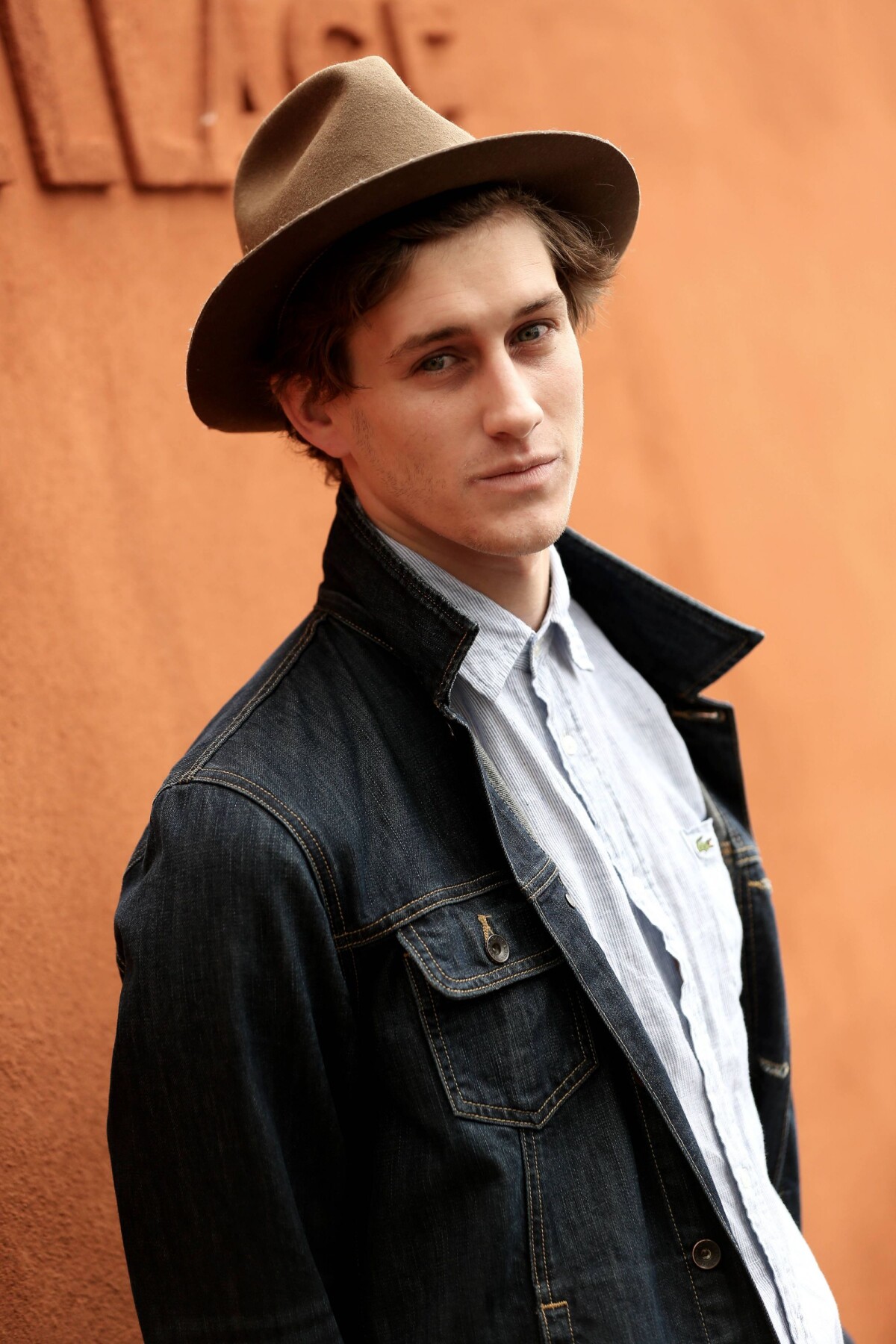 Photo : Jean-Baptiste Maunier - Jour 11 - People dans le village lors ...