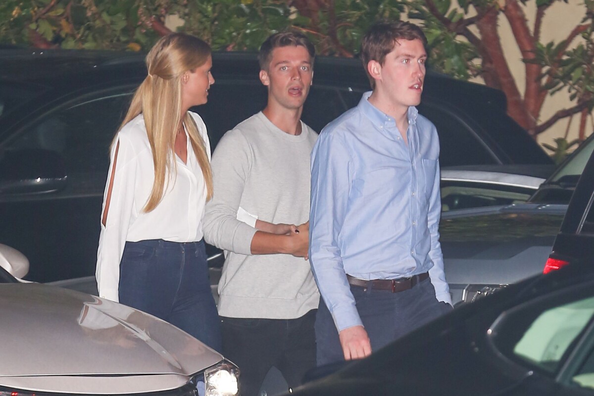 Photo : Patrick Schwarzenegger et sa copine Abby Champion passent la ...