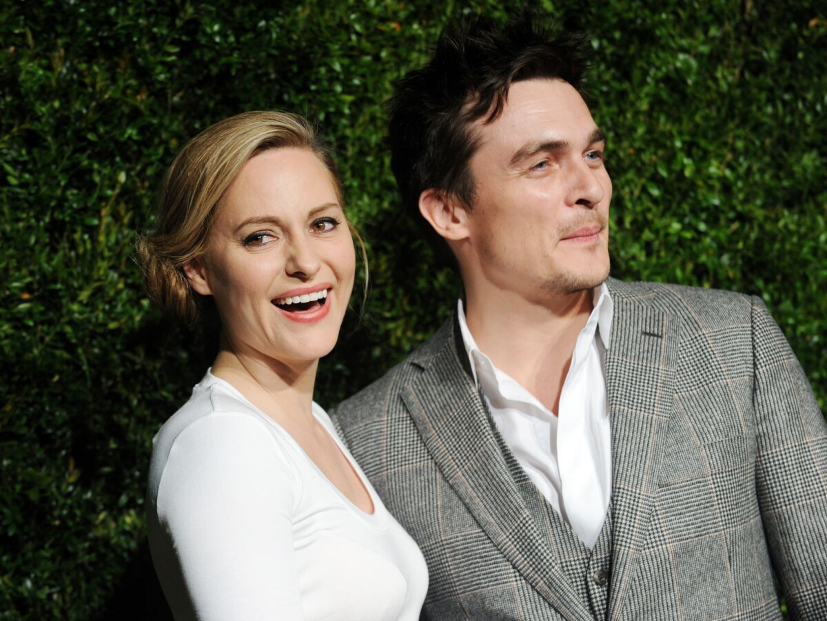 Photo : Rupert Friend et Aimee Mullins à New Yrok, le 18 avril 2016 ...