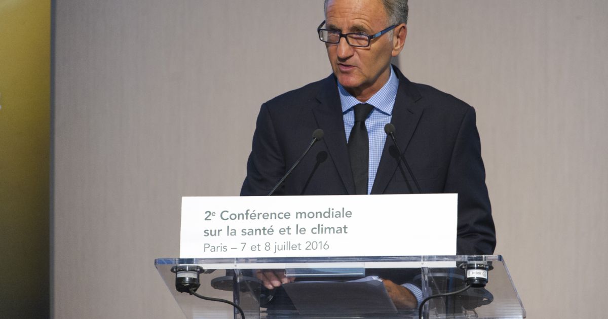 André Vallini, secrétaire d'Etat chargé du développement et de la ...