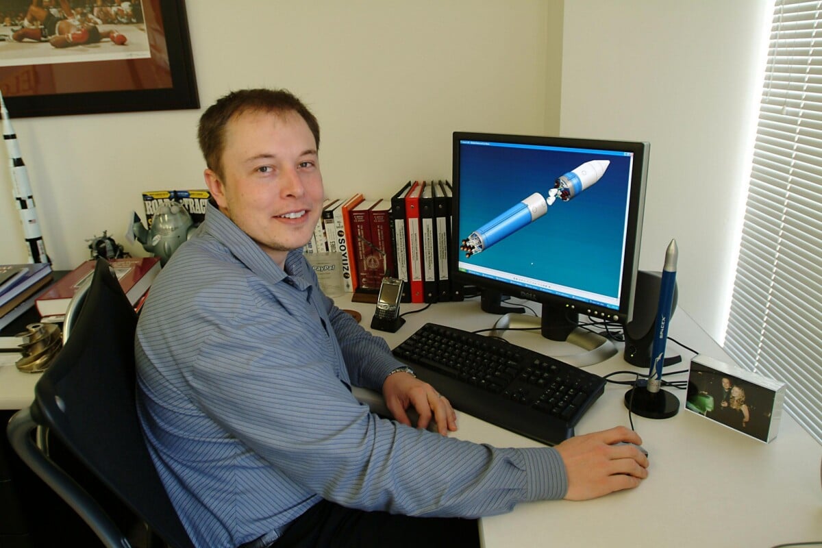 Photo : Elon Musk à Hanksville en 2002. - Purepeople