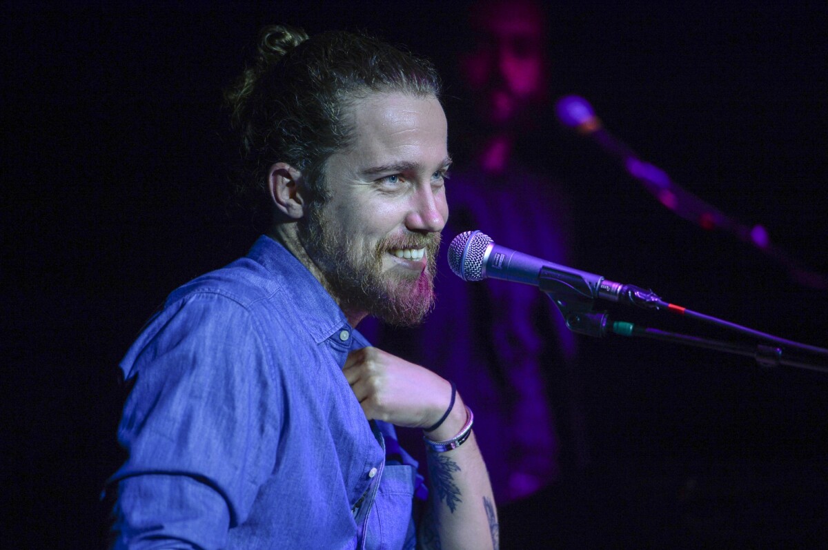 Photo : Exclusif - Julien Doré en concert à Paris le 5 octobre 2015 ...