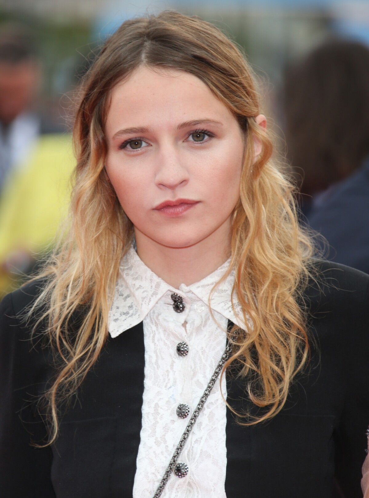 Photo : Christa Theret - Ouverture du 42ème Festival du cinéma ...