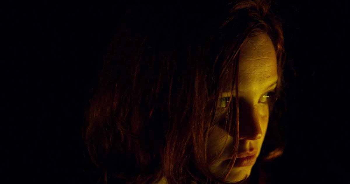 Solène Rigot dans Orpheline. - Purepeople