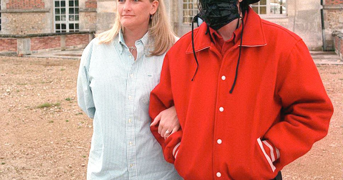 Debbie Rowe et Michael Jackson en Normandie. Juillet 1997. - Purepeople
