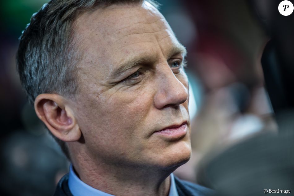 Daniel Craig - Arrivée des people à l'avant-première du film 007 ...