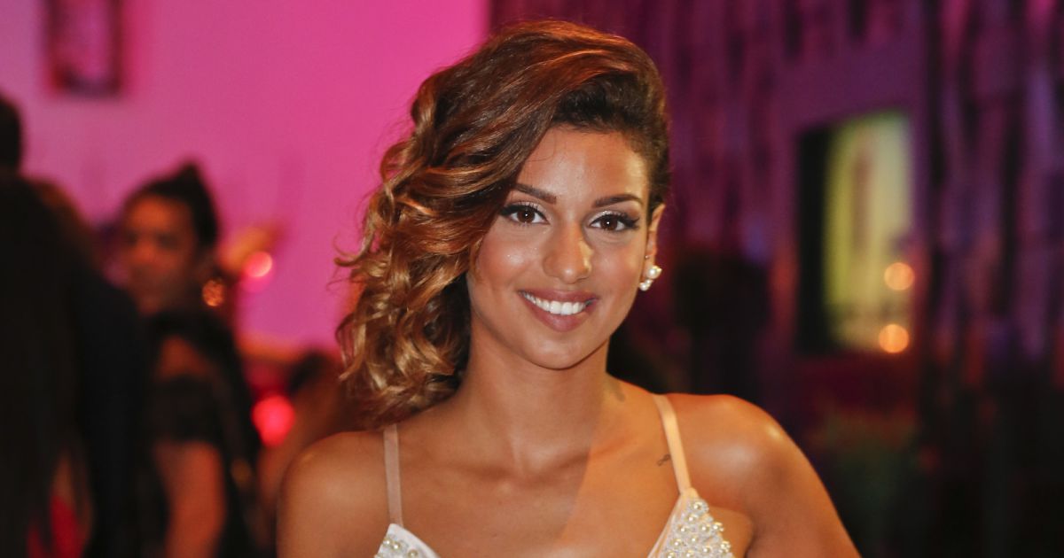 Exclusif - La chanteuse Tal pose en robe Dior - 7ème édition du défilé ...