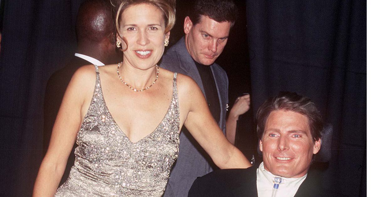 Christopher Reeve et sa femme Dana à New York en 1998 - Purepeople