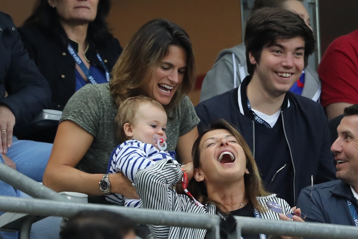 Photo : Amélie Mauresmo et son fils Aaron Mauresmo lors de France ...