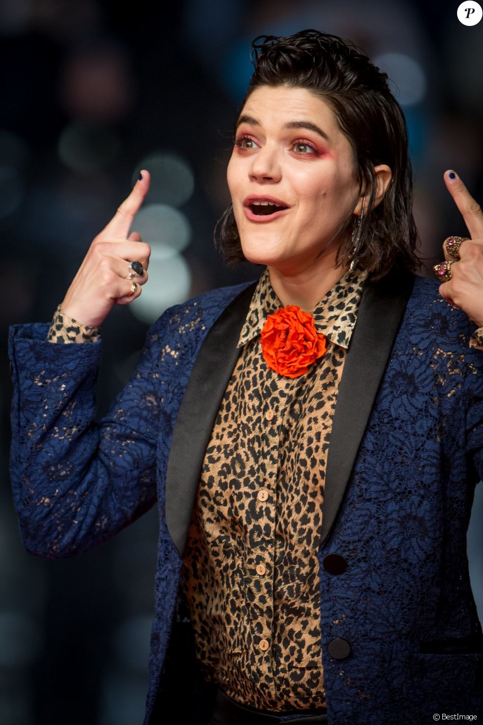 Soko (Stéphanie Sokolinski) - Montée des marches du film Juste la fin ...